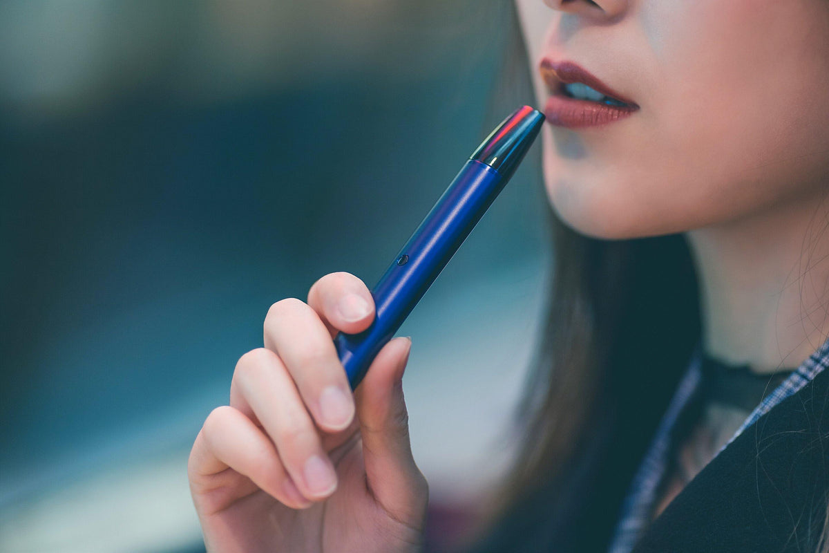 Vaper's Guide: The 4 Disadvantages of Disposable Vape Pens